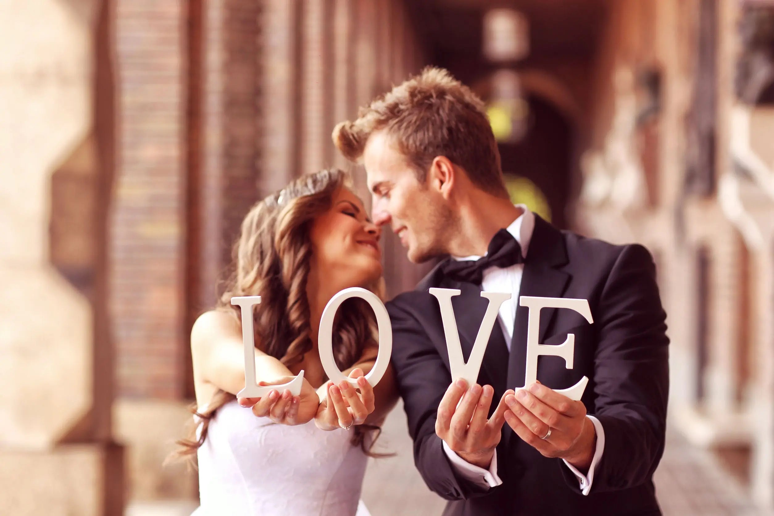 Why Are Women So Fickle in Love? - CouplesChoices – Couples Choices